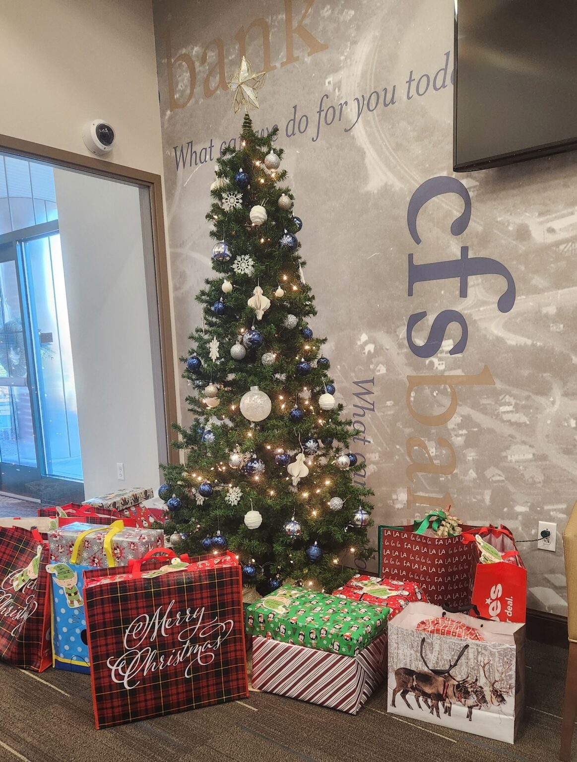 Southpointe Christmas Donation 2024 - cfsbank